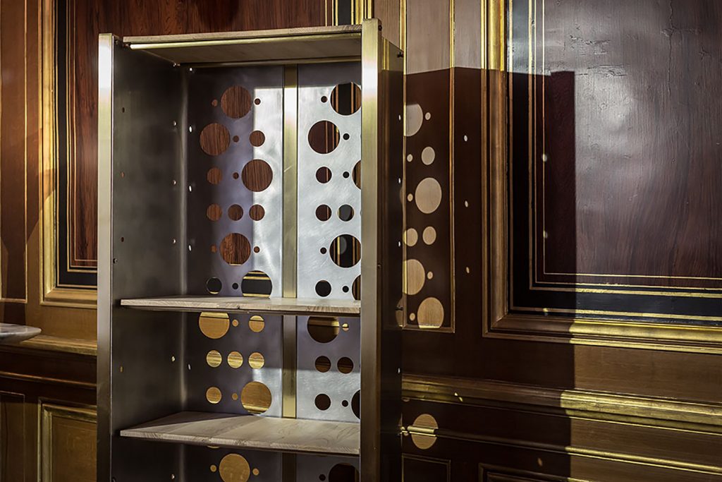 Book S screen by Thomas Lemut on Kolkhoze.fr, 21st collectible design