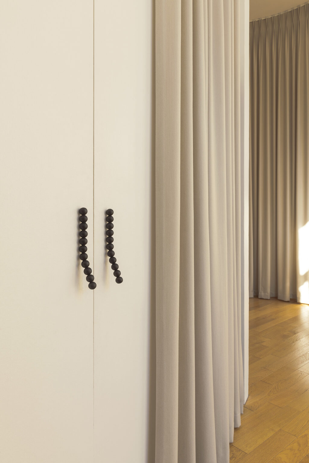 Pearl handles - Kolkhoze