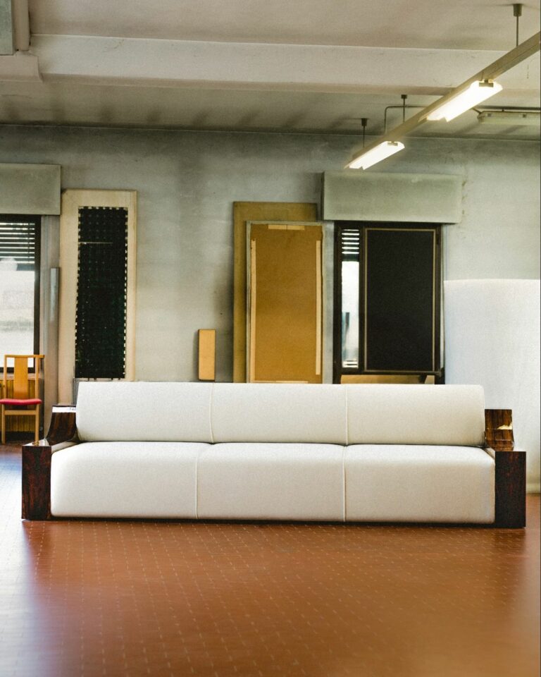 Brazil rosewood sofa - Kolkhoze
